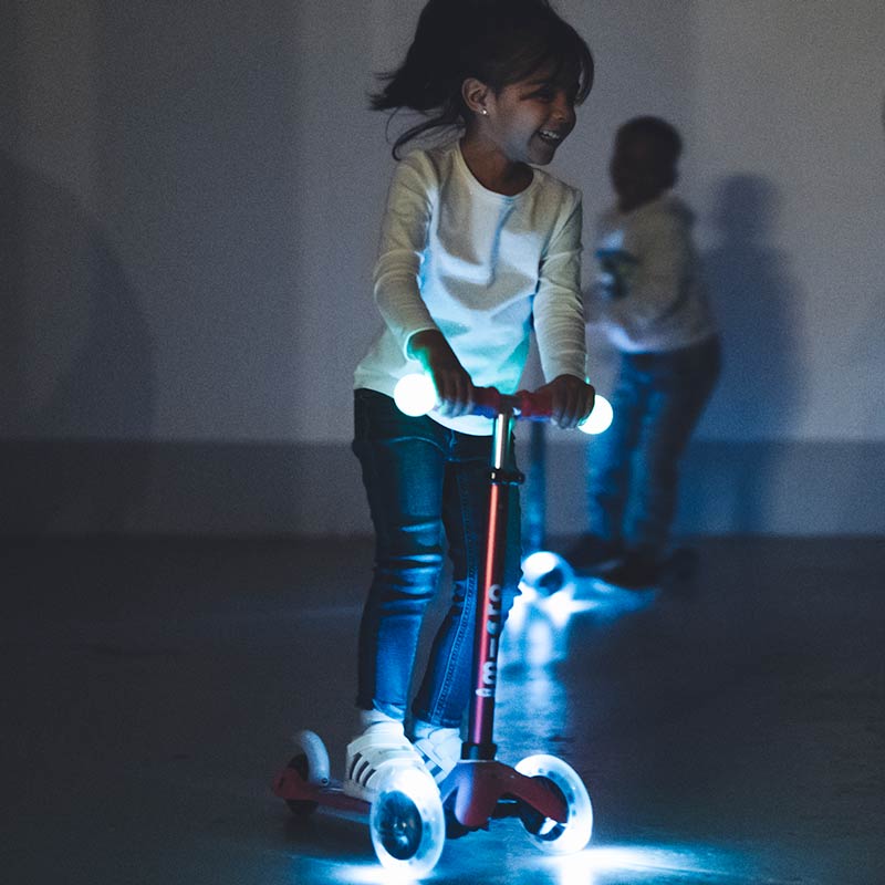 Mini Micro Deluxe Magic Three Wheel Kick Scooter with LED wheels and ...